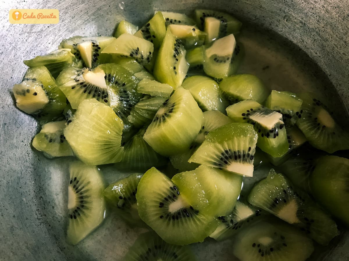 Geleia de kiwi linda e muito gostosa - Cada Receita